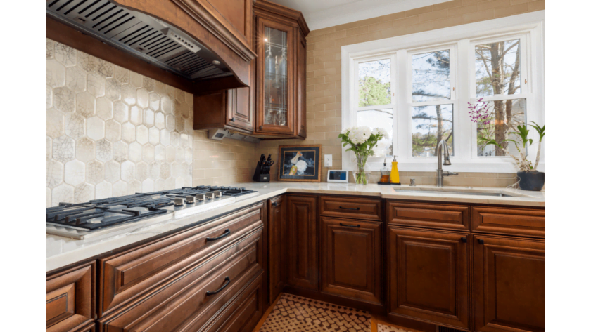 The Perfect Modern Farmhouse Kitchen - 10 Expert Tips